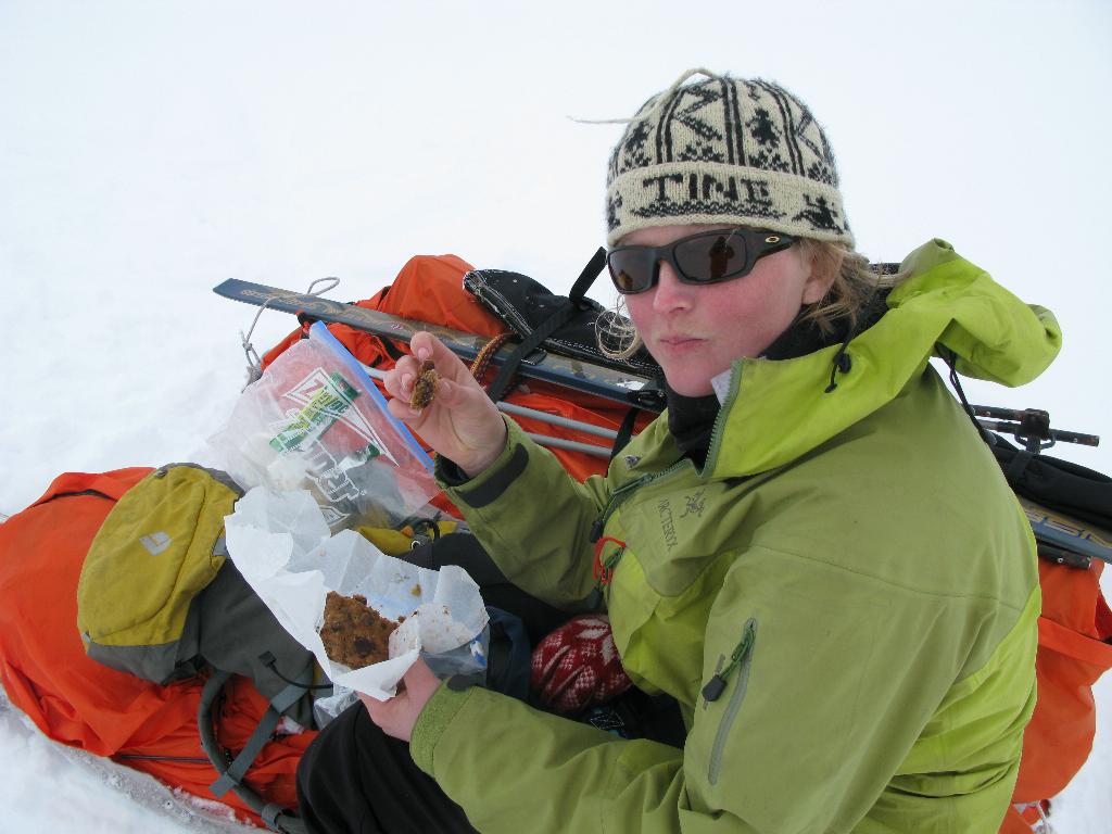 609 (48)_Medium | Olofee